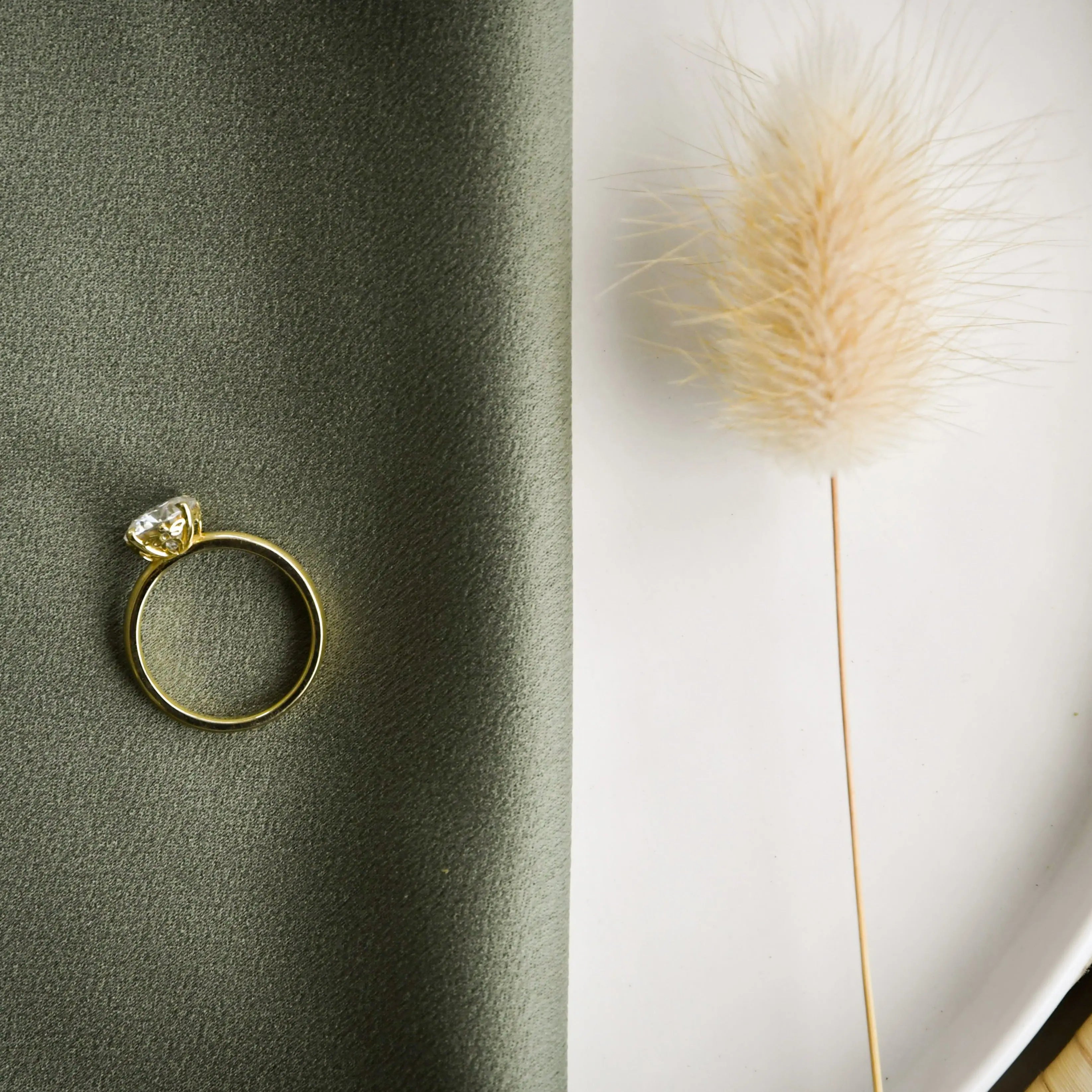 Bee Engagement Ring Round™ – Kelly Jay Jewellery