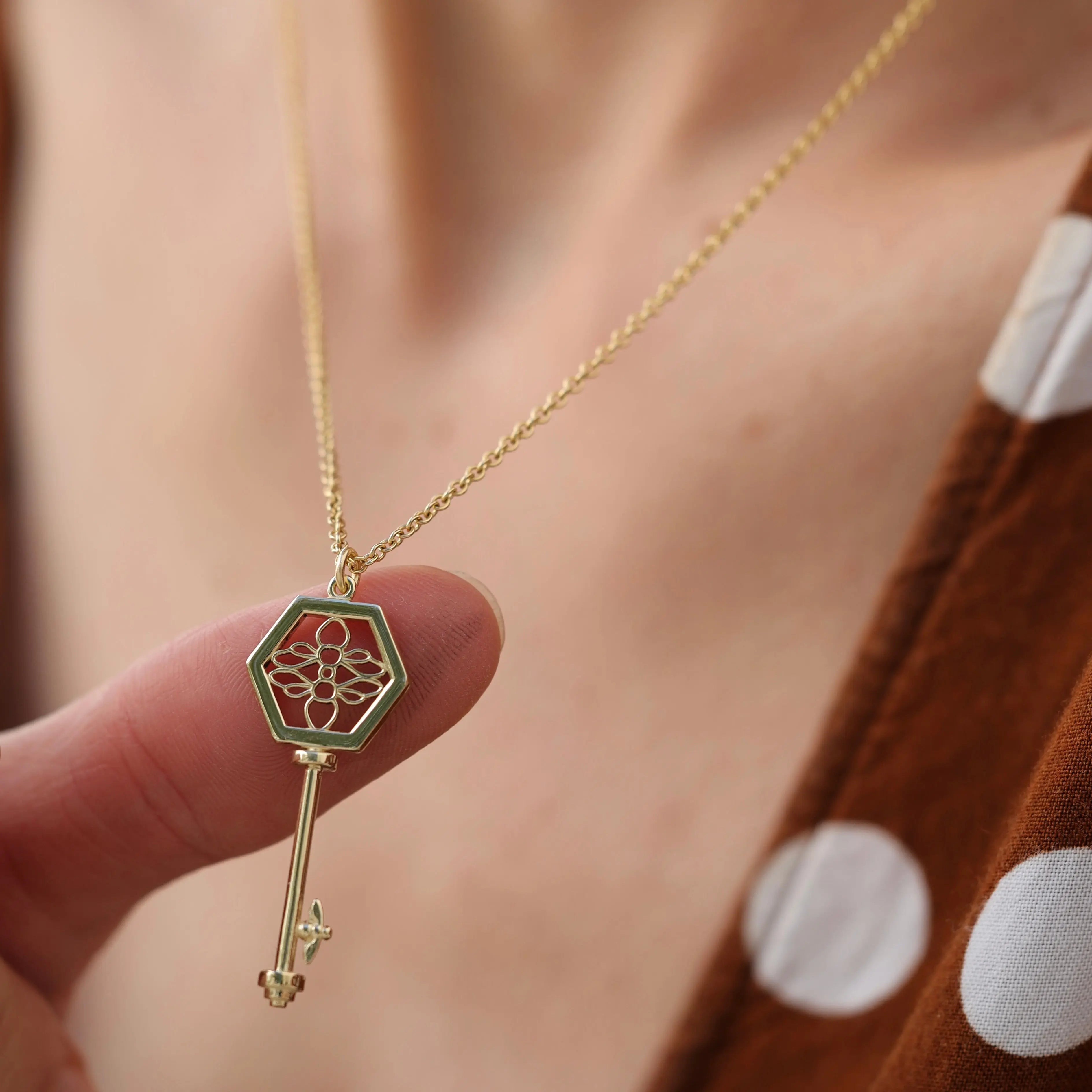 Guardian Honey Bee Key (Yellow Gold) – Kelly Jay Jewellery